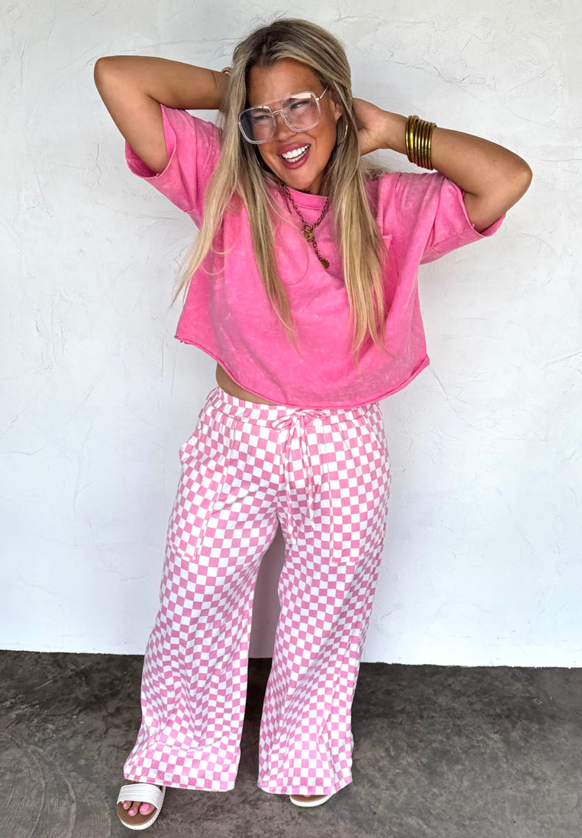 Regan Raw Hem Semi-Crop Tee {Hot Pink} – The Dirt Road Fashionista