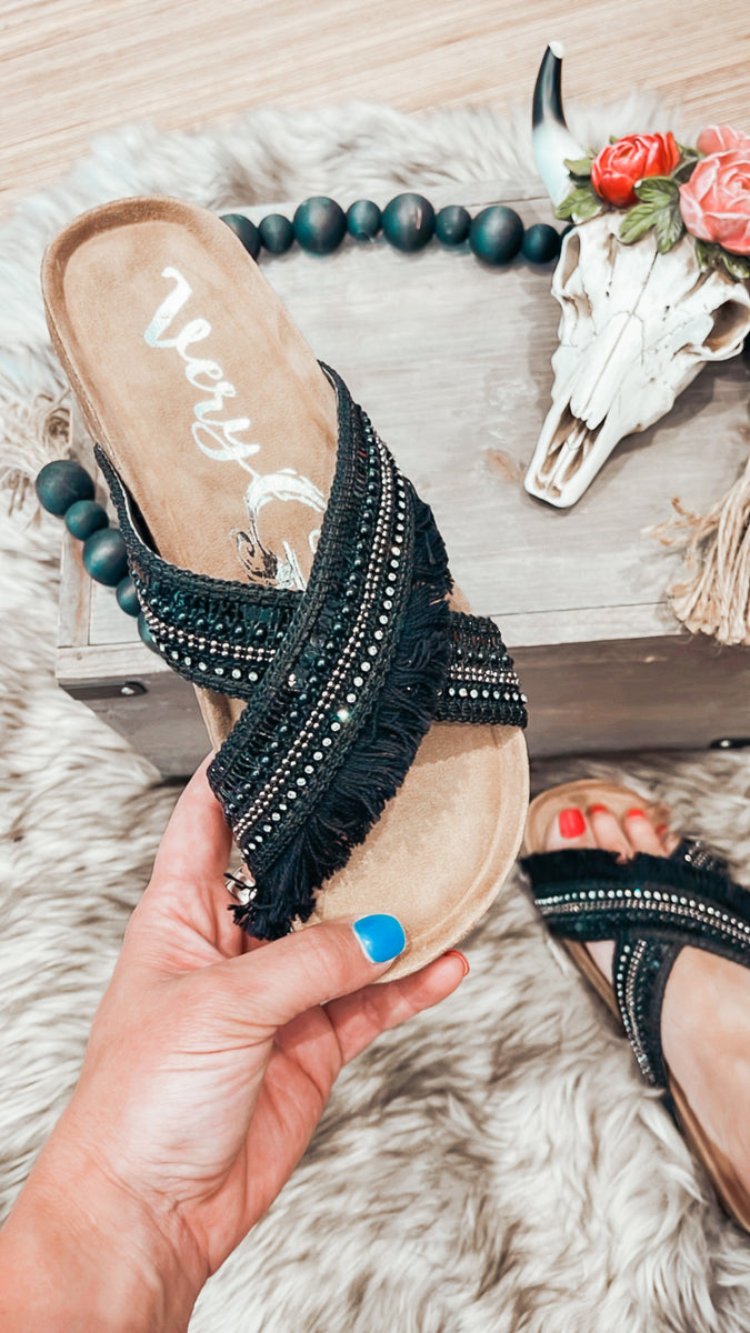 The Solar Sandals {Black} – The Dirt Road Fashionista