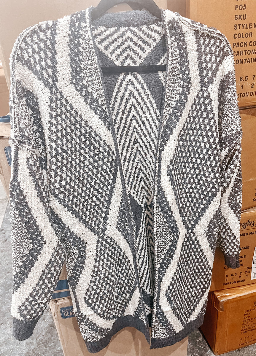 White Sands Reversible Cardigan – The Dirt Road Fashionista